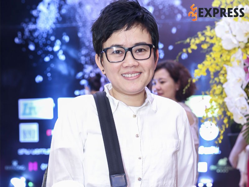 Nhạc sĩ Phương Uyên là ai? Chị cả trong nhóm Ba con mèo | 35Express