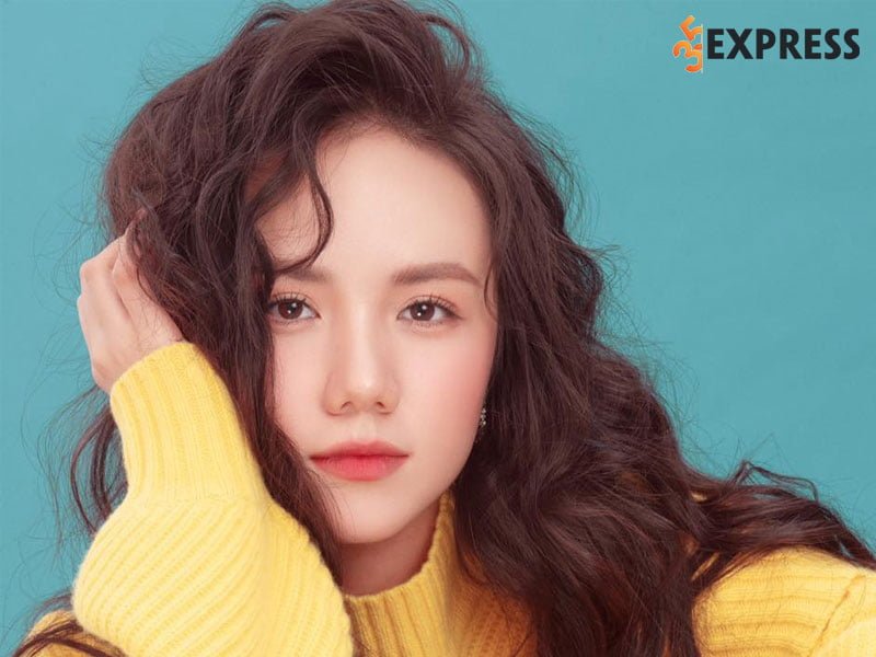 Phương Ly là ai? Sự nghiệp của cô nàng "bạn gái quốc dân" | 35Express